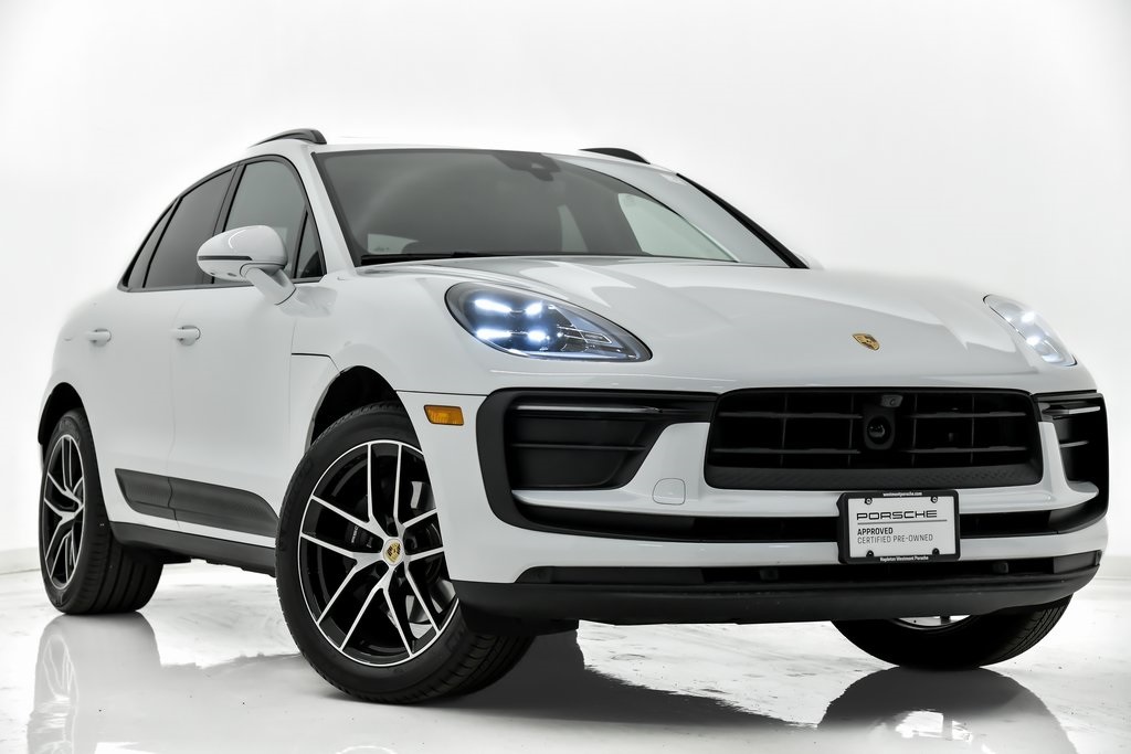 Brian Collins - Napleton Porsche Westmont