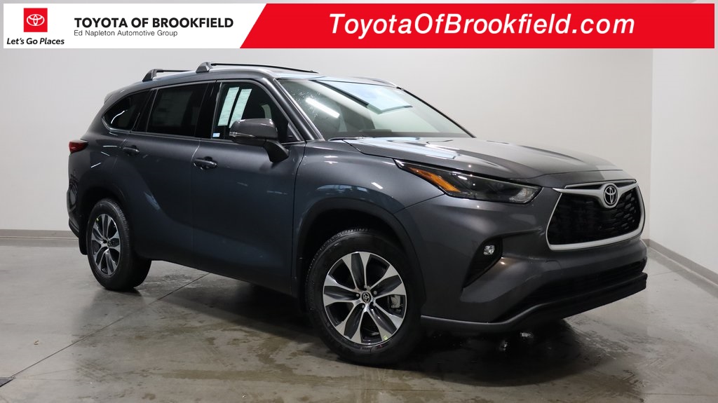 Layla Kemp - Toyota of Brookfield